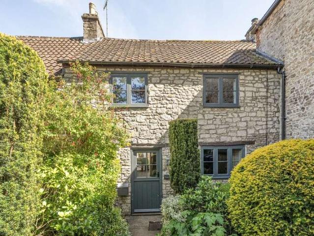 3 Bedroom Cottage House