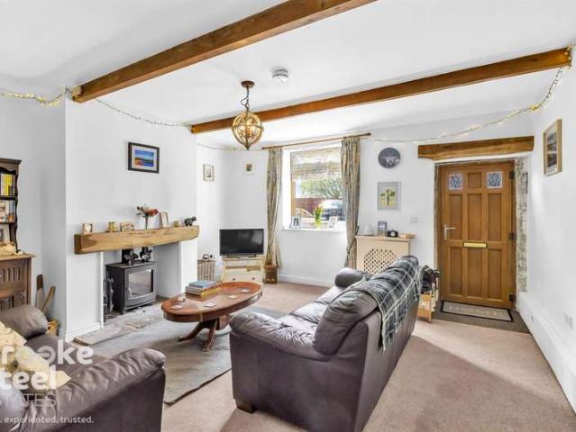 3 Bedroom Cottage House