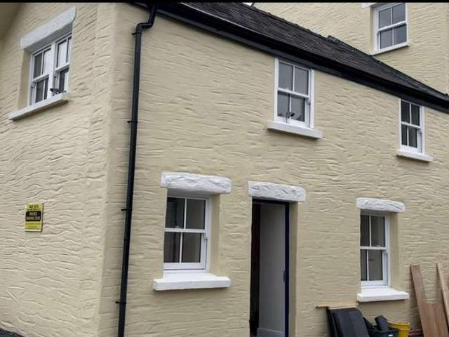3 Bedroom Cottage House