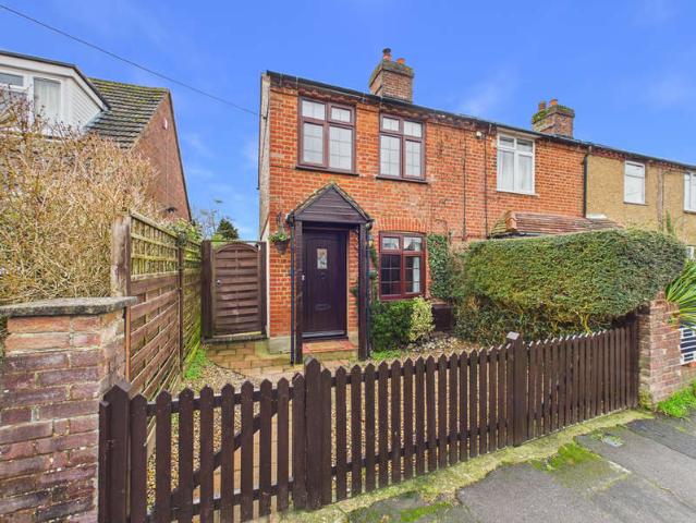 3 Bedroom Cottage House