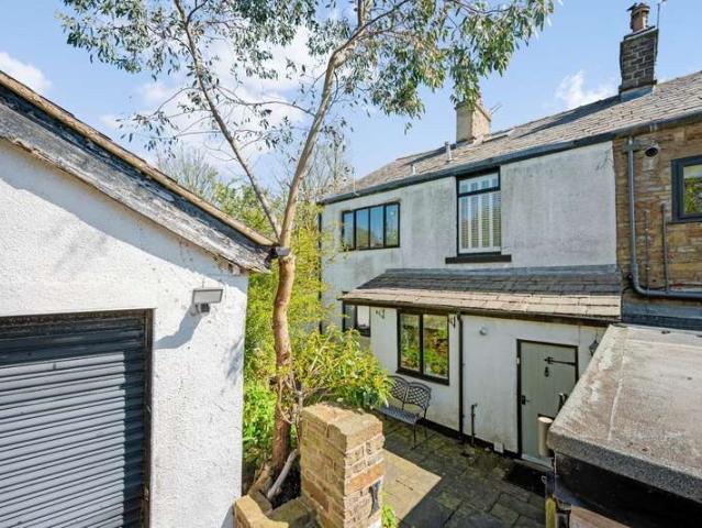 3 Bedroom Cottage House