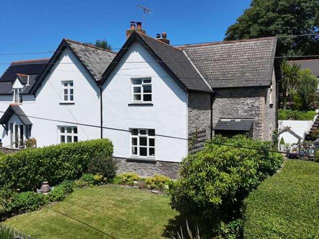 3 Bedroom Cottage House