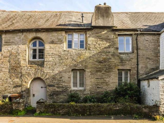 3 Bedroom Cottage House