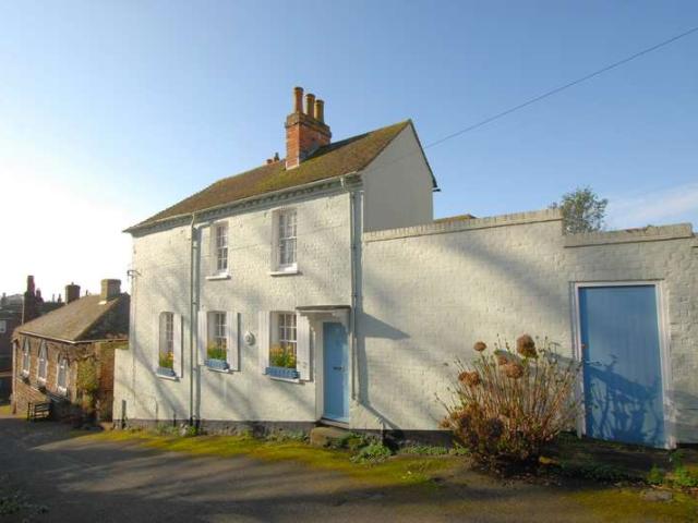 3 Bedroom Cottage House