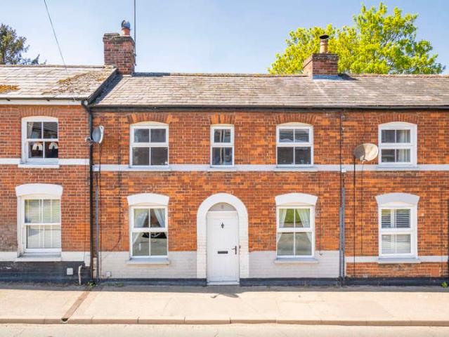 3 Bedroom Cottage House