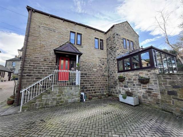 3 Bedroom Cottage House