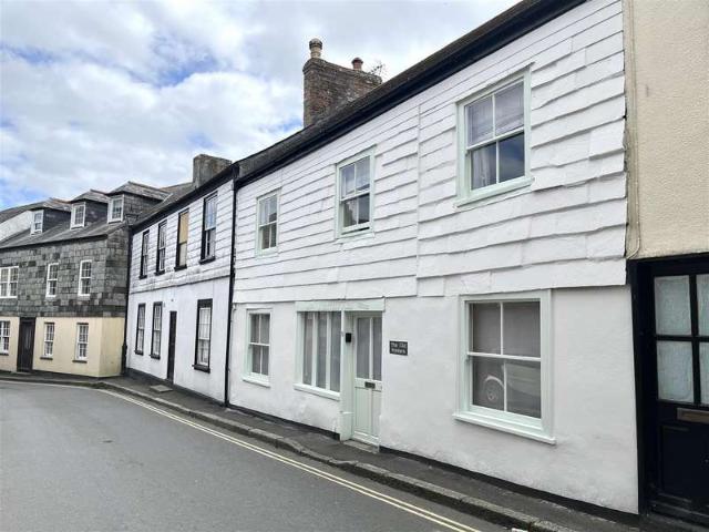 3 Bedroom Cottage House