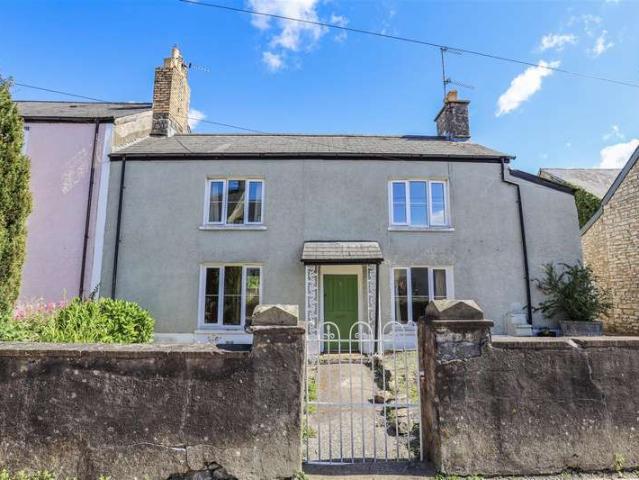 3 Bedroom Cottage House