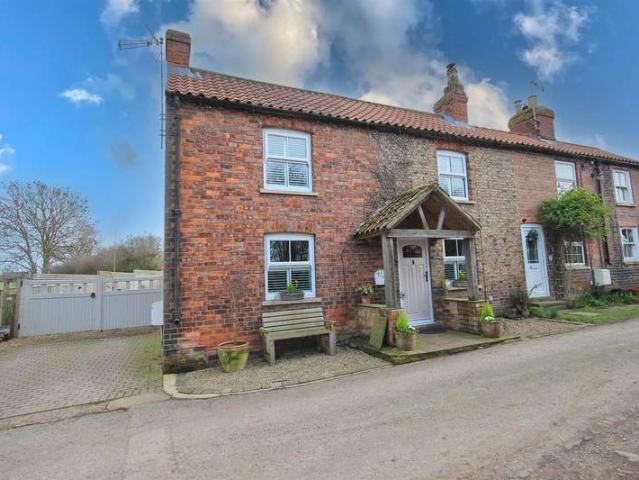 3 Bedroom Cottage House