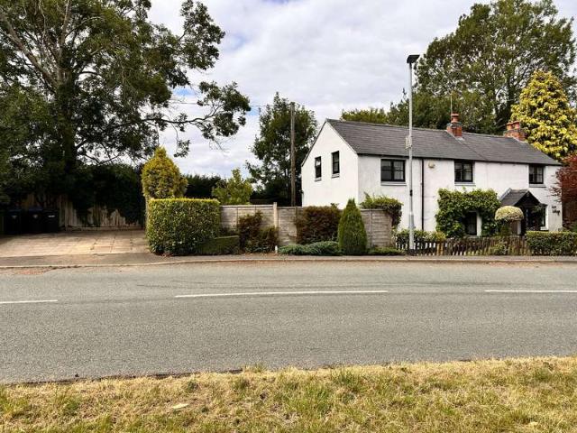 3 Bedroom Cottage House