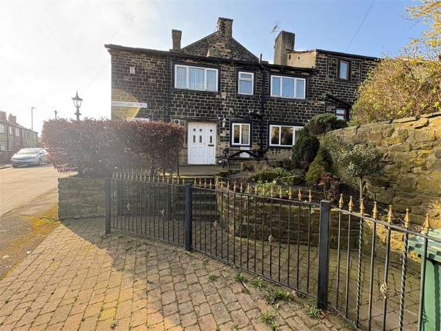 3 Bedroom Cottage House