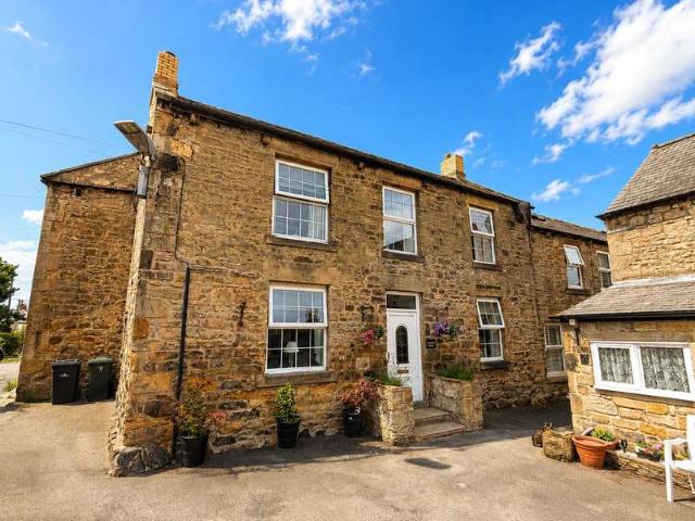 3 Bedroom Cottage House