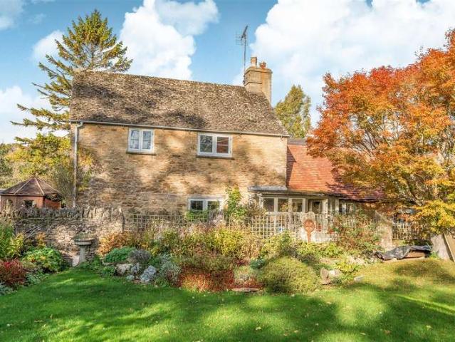 3 Bedroom Cottage House