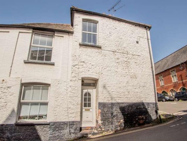 3 Bedroom Cottage House