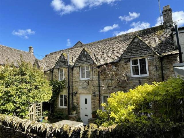 3 Bedroom Cottage House