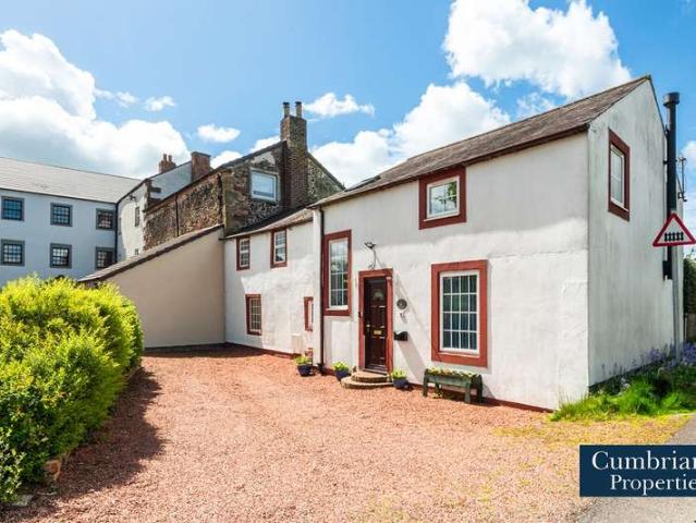 3 Bedroom Cottage House