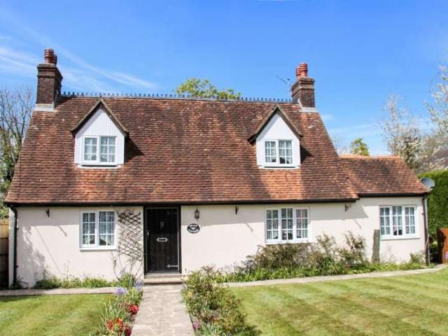3 Bedroom Cottage House