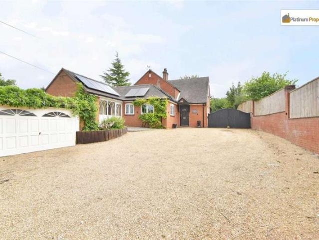 3 Bedroom Cottage House