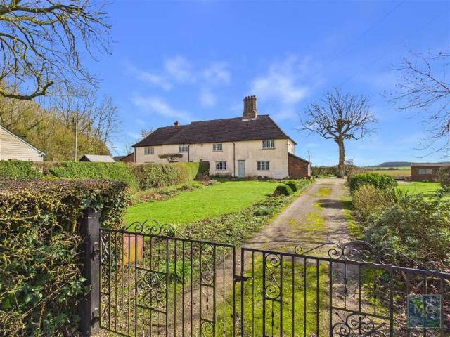 3 Bedroom Cottage House