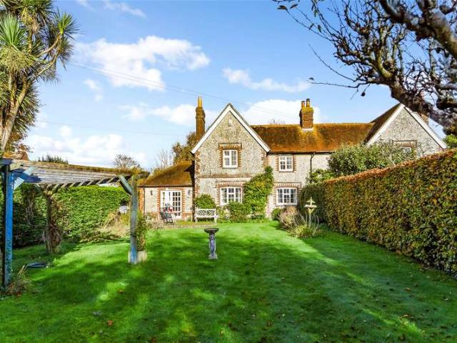 3 Bedroom Cottage House