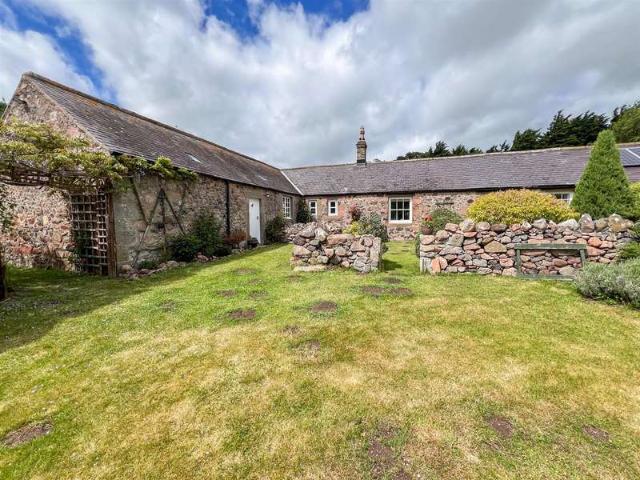 3 Bedroom Cottage House