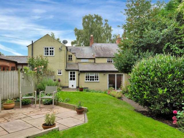 3 Bedroom Cottage House