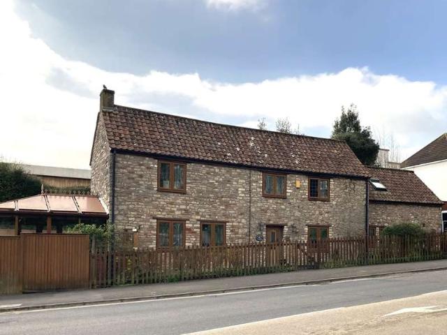 3 Bedroom Cottage House