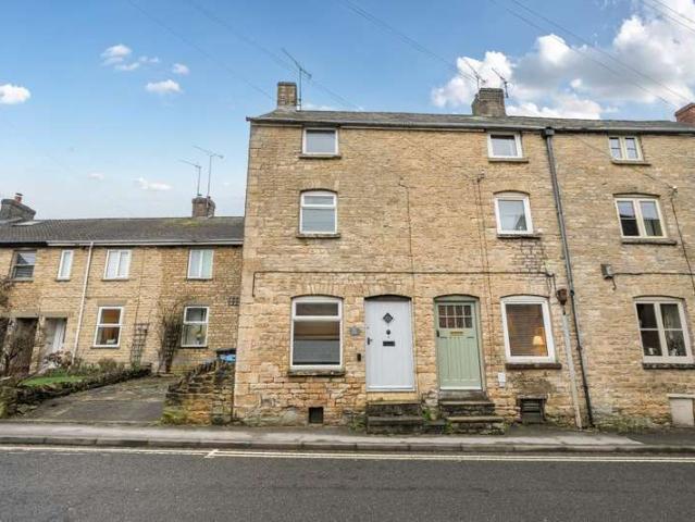 3 Bedroom Cottage House