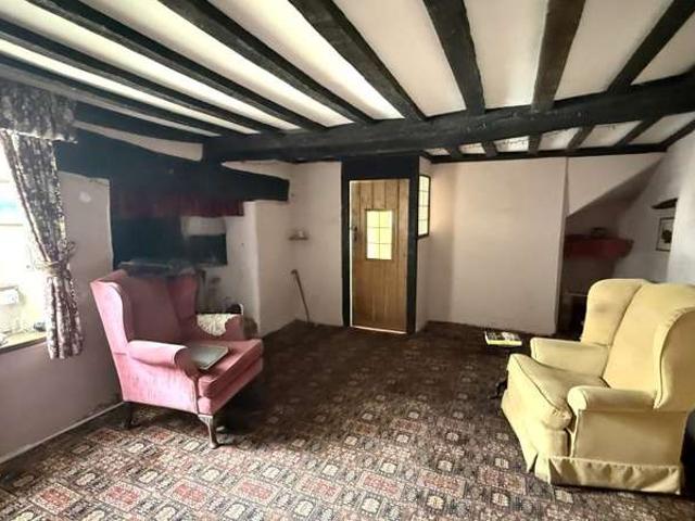 3 Bedroom Cottage House