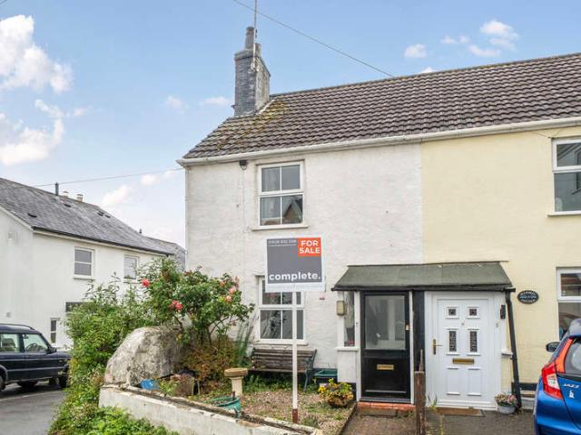 3 Bedroom Cottage House