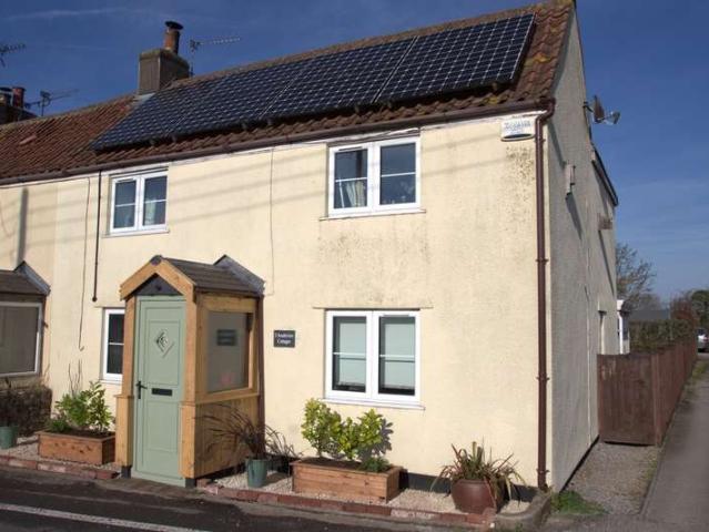 3 Bedroom Cottage House