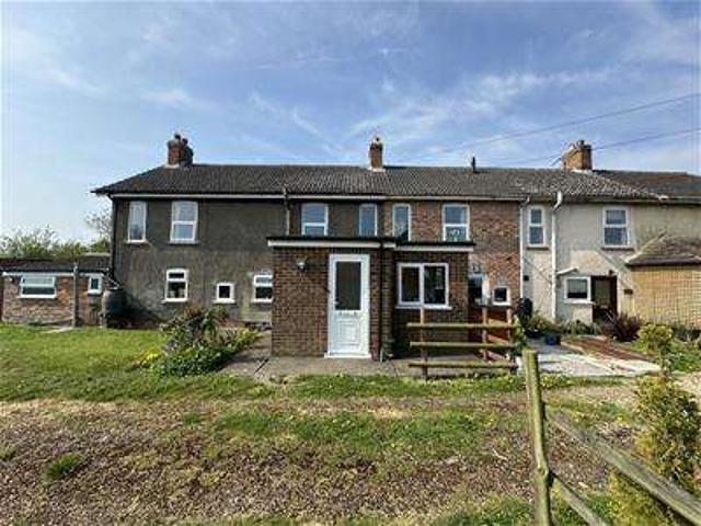 3 Bedroom Cottage House