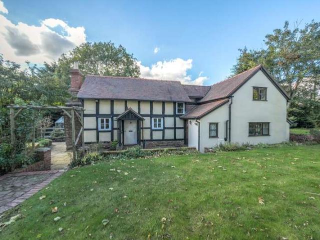 3 Bedroom Cottage House