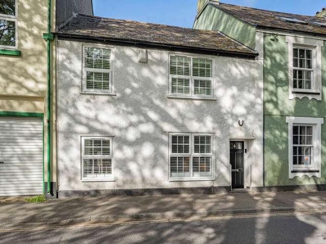 3 Bedroom Cottage House