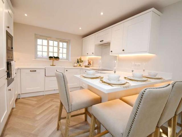 3 Bedroom Cottage House
