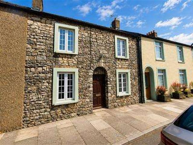 3 Bedroom Cottage House