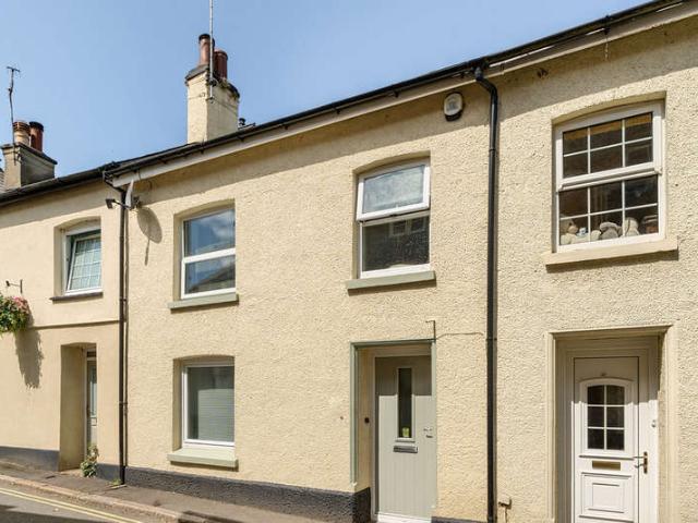 3 Bedroom Cottage House