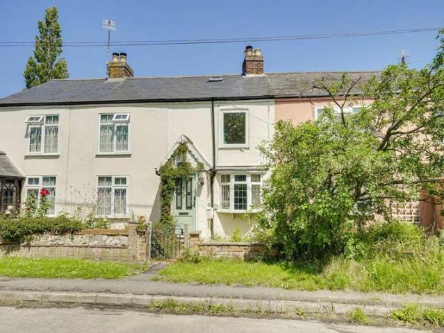 3 Bedroom Cottage House