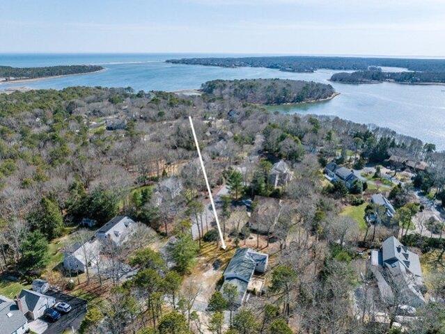 3 bedroom, Cotuit MA 02635 105126887