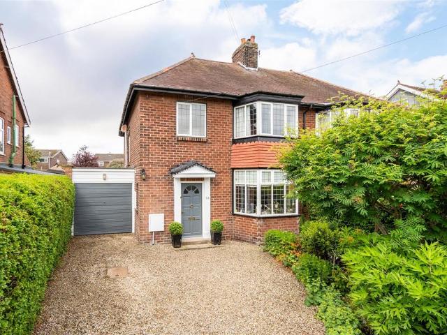 3 bedroom country house for sale