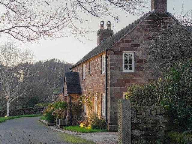 3 bedroom country house for sale