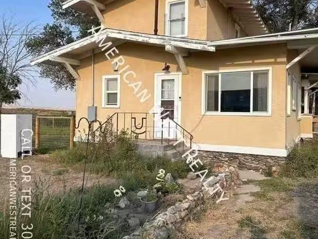 3 Bedroom country living 1026 Lane 5
