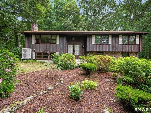 3 bedroom, Coventry CT 06238 104852518