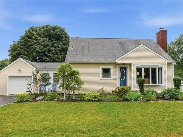 3 bedroom, Coventry RI 02816 104009957