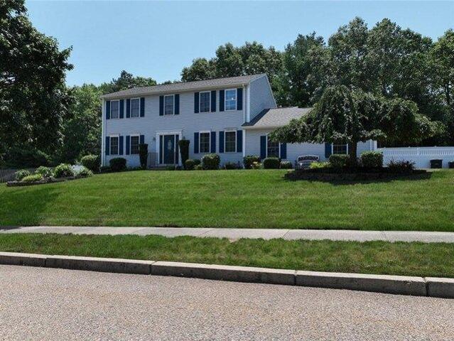 3 bedroom, Coventry RI 02816 104151335