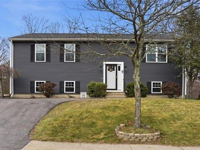3 bedroom, Coventry RI 02816 101801805