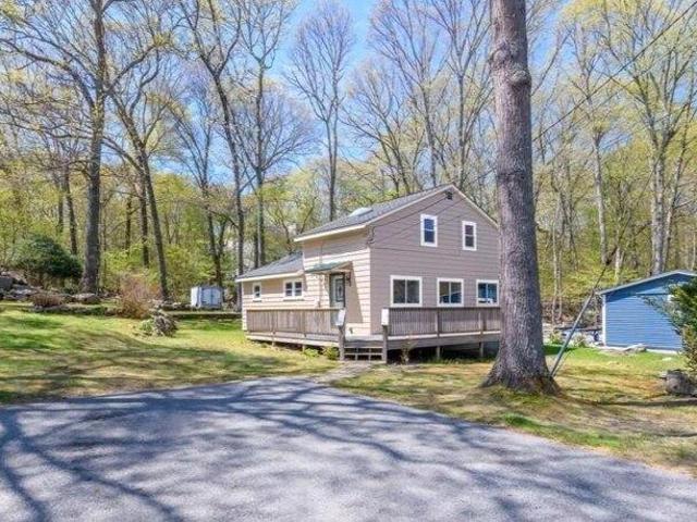 3 bedroom, Coventry RI 02816 103020834