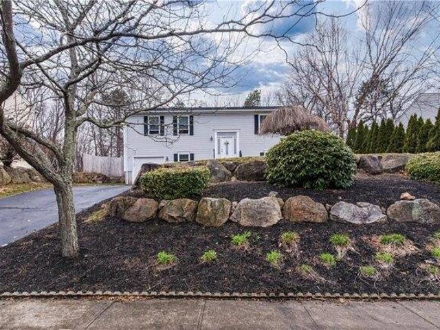3 bedroom, Coventry RI 02816 103250350