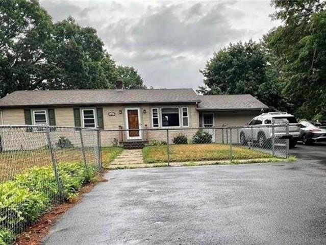 3 bedroom, Coventry RI 02816 103932127