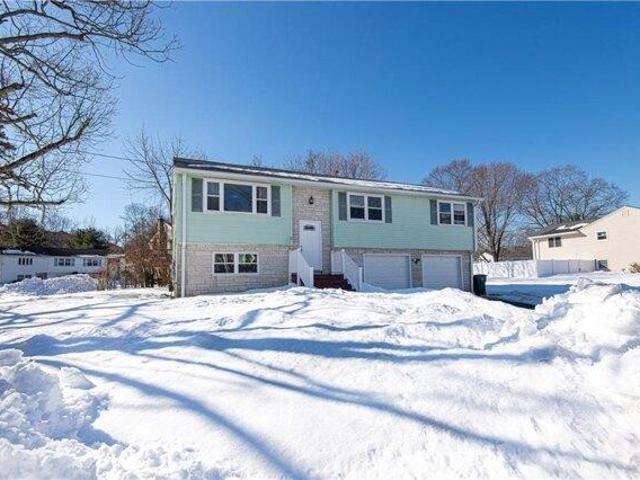 3 bedroom, Coventry RI 02816 LS101575721